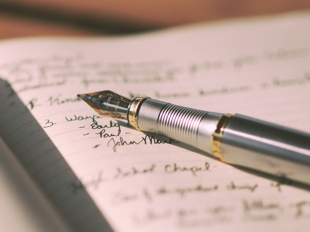 10 Journaling Prompts to Kickstart Your Writing Journey - Journaling Flow